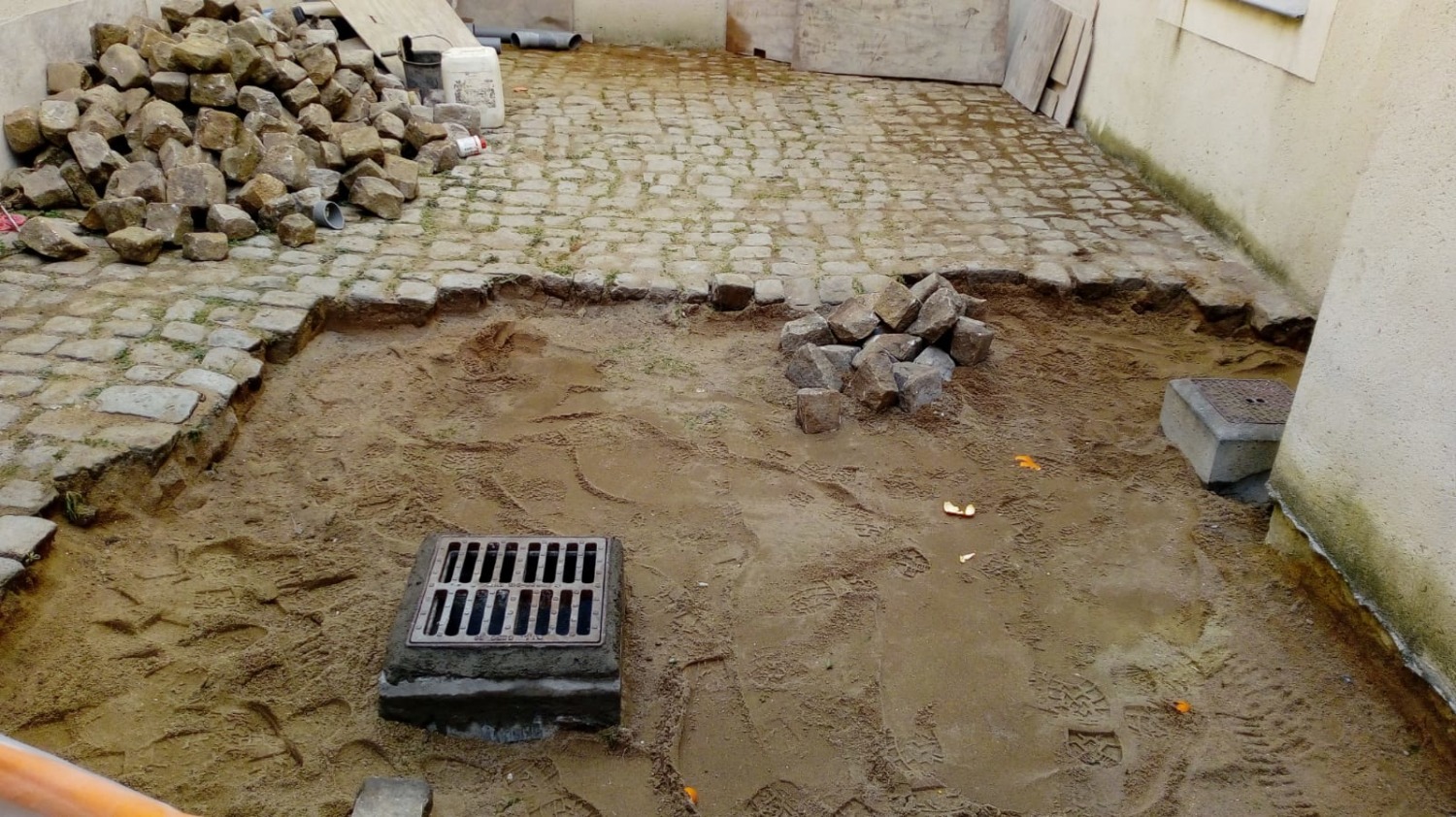 Sorma- installation nouveau regard - VRD - SORMA